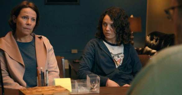 'Paper Spiders' Is More Than a Coming-of-Age Story - MovieBabble